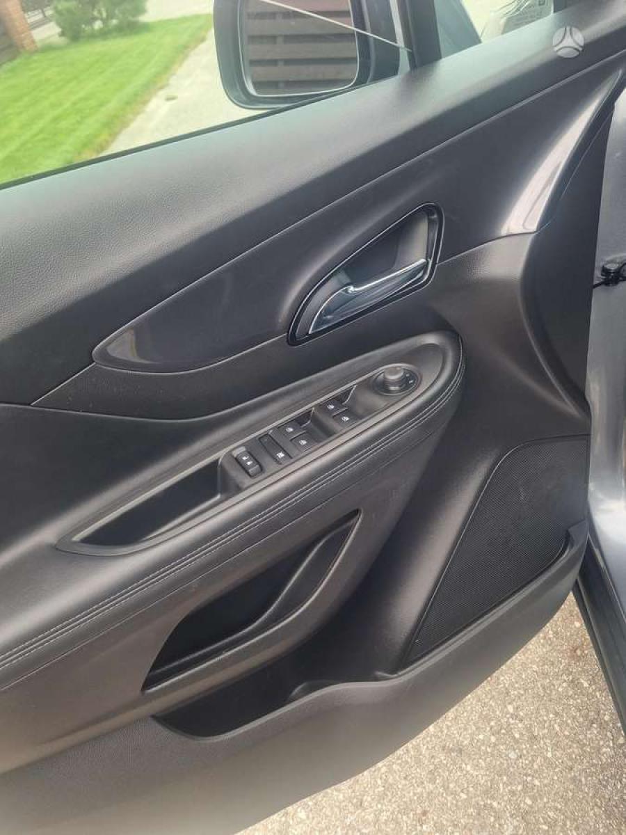 Pelēks Buick Encore 2020 Klaipėda, ar dzinēja tilpumu 1.36 L un nobraukumu 87 tūkst. km par 9300 €, foto 13 vietnē AUTOMOTO.COM.LV