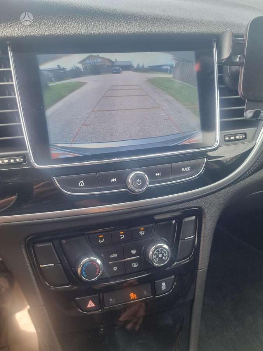 Pelēks Buick Encore 2020 Klaipėda, ar dzinēja tilpumu 1.36 L un nobraukumu 87 tūkst. km par 9300 €, foto 24 vietnē AUTOMOTO.COM.LV