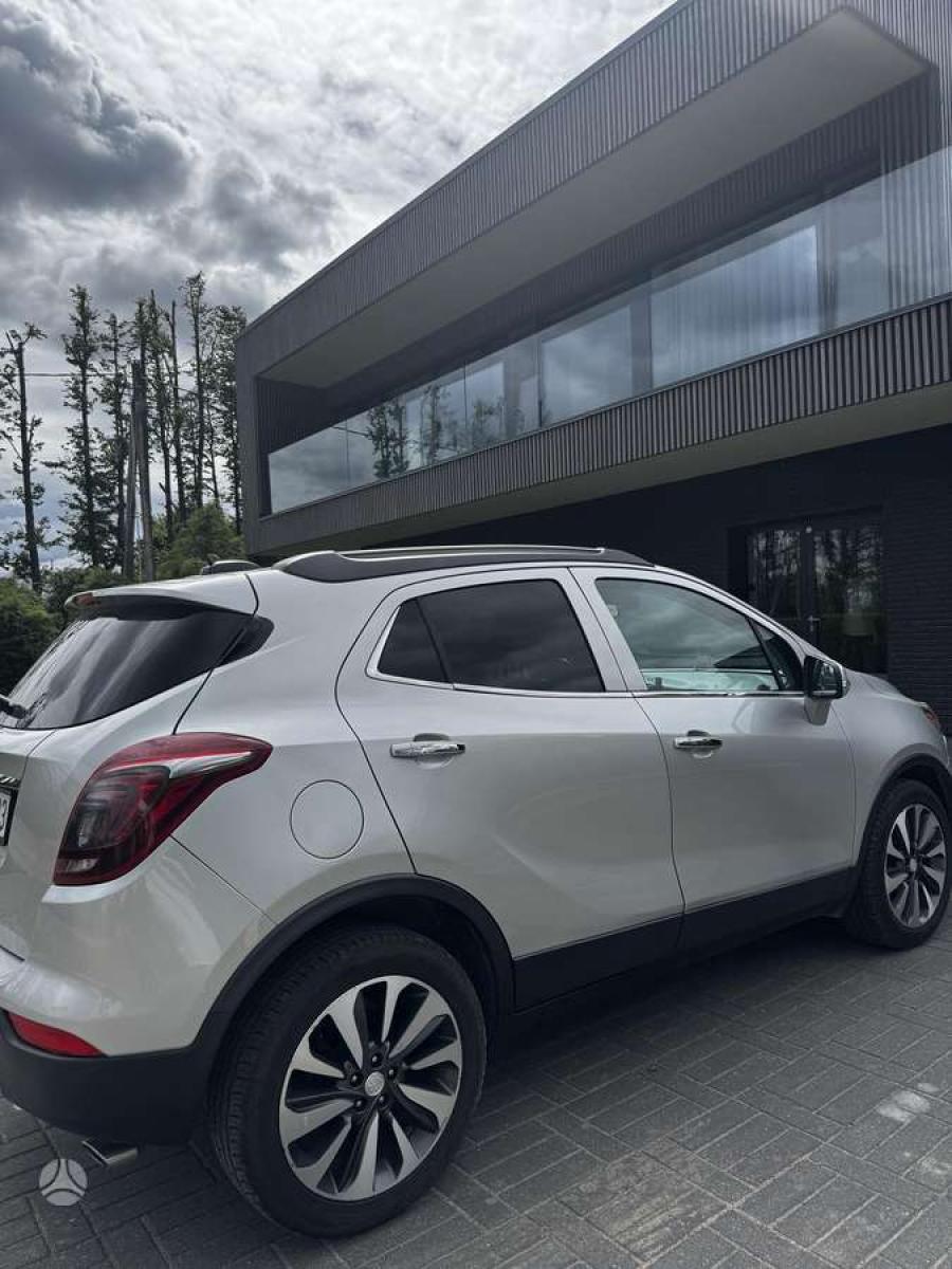 Grey Buick Encore 2017 in Kaunas, with an engine capacity of 1.40 L and mileage of 185 thousand km for 7500 €, photo 4 on AUTOMOTO.COM.LV