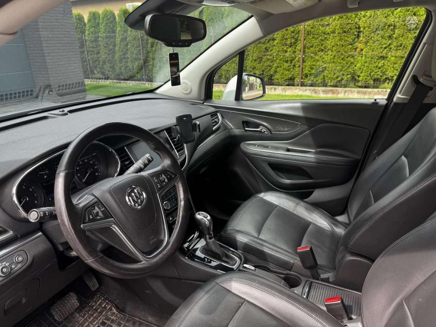Grey Buick Encore 2017 in Kaunas, with an engine capacity of 1.40 L and mileage of 185 thousand km for 7500 €, photo 7 on AUTOMOTO.COM.LV