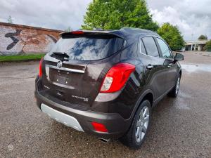 Red Buick Encore 2016 in Siauliai, with an engine capacity of 1.40 L and mileage of 186 thousand km for 7200 €, photo 7 on AUTOMOTO.COM.LV