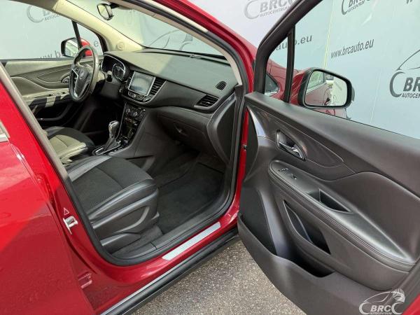 Red Buick Encore 2017 in Klaipeda, with an engine capacity of 1.36 L and mileage of 122 thousand km for 7900 €, photo 7 on AUTOMOTO.COM.LV