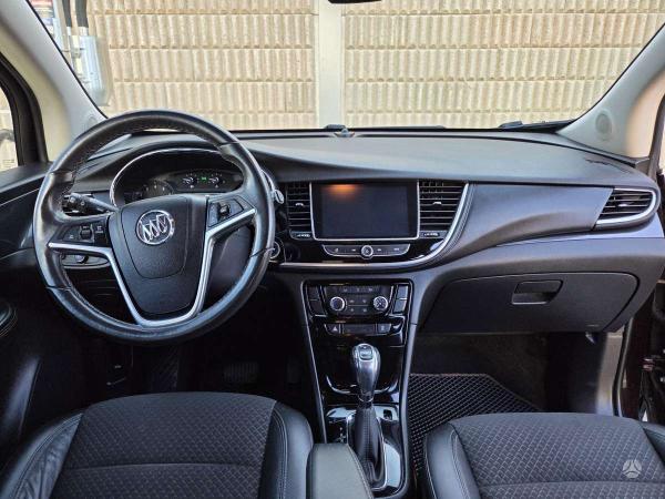 Buick Encore 2017 Klaipėda vietnē Sarkans Buick Encore 2017 Klaipėda, ar dzinēja tilpumu 1.36 L un nobraukumu 132 tūkst. km par 7300 €, foto 5 vietnē AUTOMOTO.COM.LV