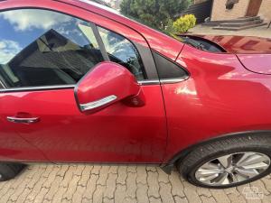 Red Buick Encore 2018 in Kaunas, with an engine capacity of 1.40 L and mileage of 183 thousand km for 10000 €, photo 9 on AUTOMOTO.COM.LV