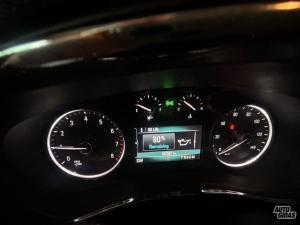 Red Buick Encore 2018 in Kaunas, with an engine capacity of 1.40 L and mileage of 183 thousand km for 10000 €, photo 21 on AUTOMOTO.COM.LV