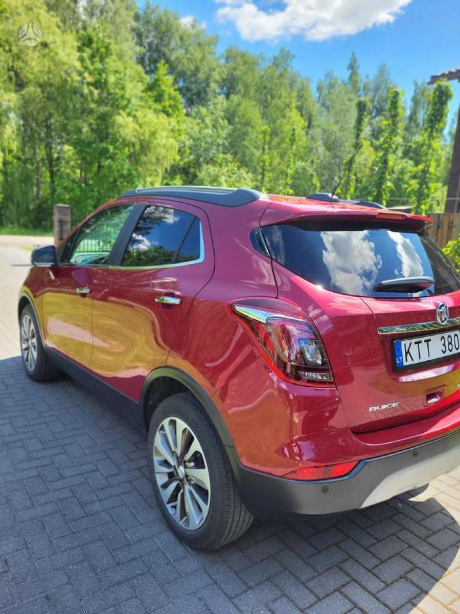 Red Buick Encore 2019 in Panevezys, with an engine capacity of 1.36 L and mileage of 33 thousand km for 10500 €, photo 3 on AUTOMOTO.COM.LV