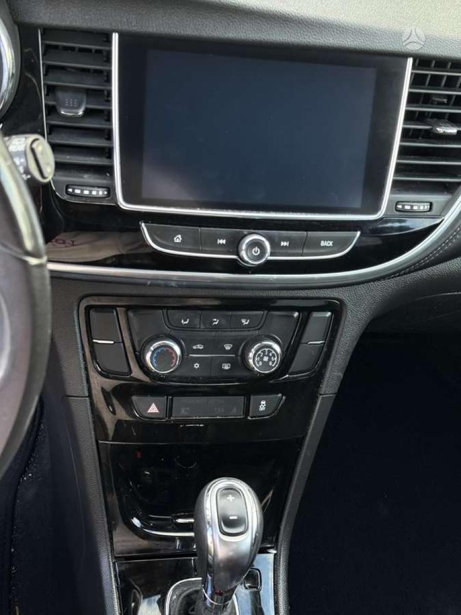 Red Buick Encore 2019 in Klaipeda, with an engine capacity of 1.36 L and mileage of 78 thousand km for 12000 €, photo 13 on AUTOMOTO.COM.LV