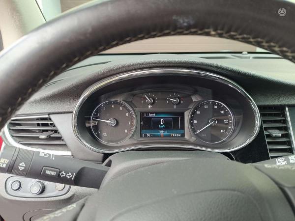 Sarkans Buick Encore 2017 Klaipėda, ar dzinēja tilpumu 1.36 L un nobraukumu 72 tūkst. km par 9500 €, foto 8 vietnē AUTOMOTO.COM.LV