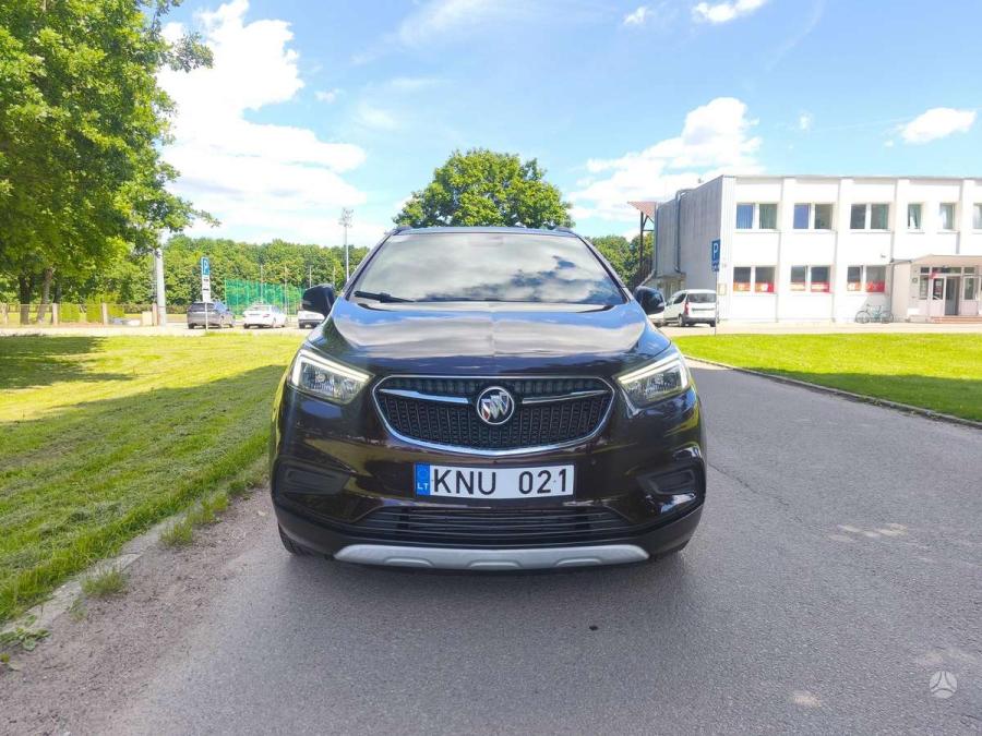 Violet Buick Encore 2017 in Klaipeda, with an engine capacity of 1.40 L and mileage of 84 thousand km for 8900 €, photo 4 on AUTOMOTO.COM.LV