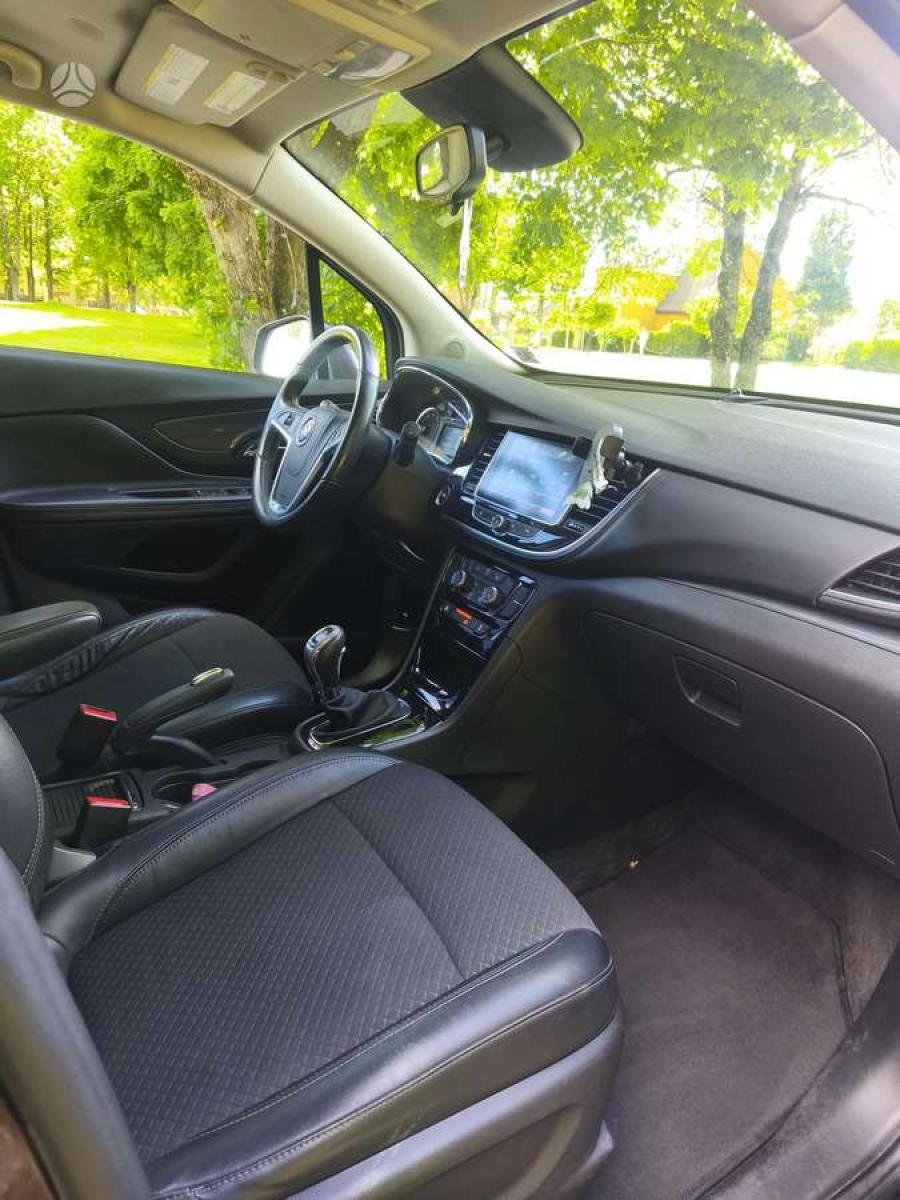 Violet Buick Encore 2017 in Klaipeda, with an engine capacity of 1.40 L and mileage of 84 thousand km for 8900 €, photo 12 on AUTOMOTO.COM.LV