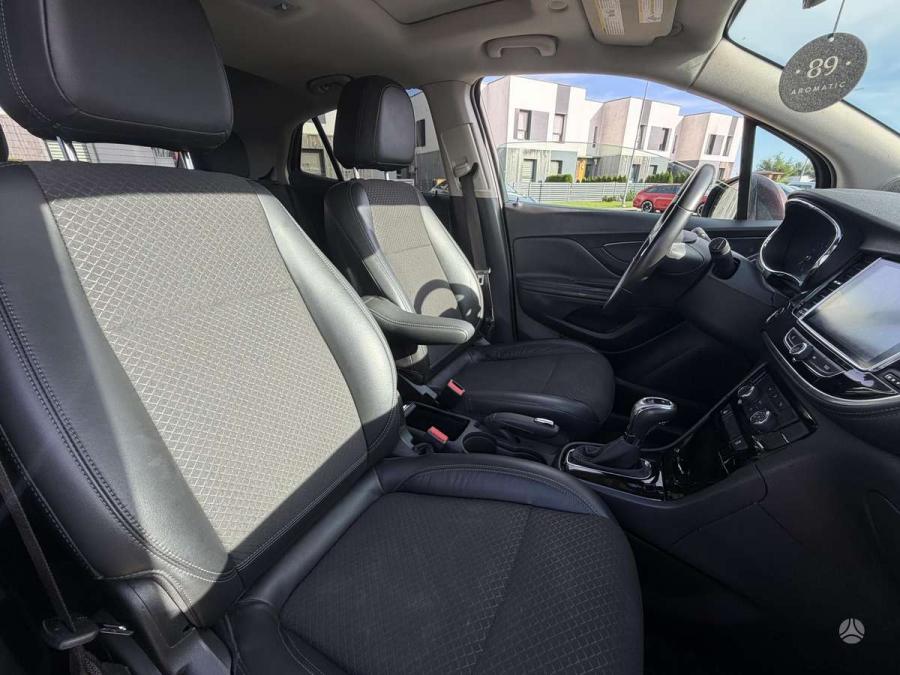 Violet Buick Encore 2017 in Vilnius, with an engine capacity of 1.36 L and mileage of 56 thousand km for 6200 €, photo 14 on AUTOMOTO.COM.LV