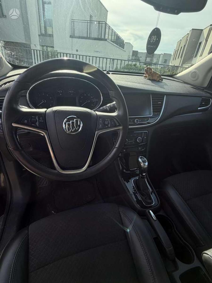 Violet Buick Encore 2017 in Vilnius, with an engine capacity of 1.36 L and mileage of 56 thousand km for 6200 €, photo 19 on AUTOMOTO.COM.LV