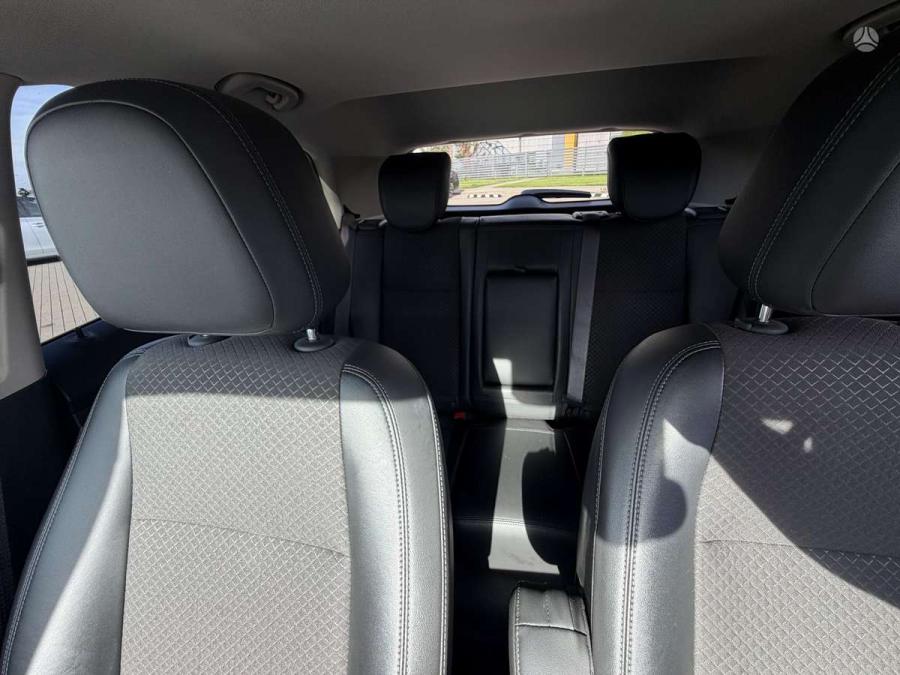 Violet Buick Encore 2017 in Vilnius, with an engine capacity of 1.36 L and mileage of 56 thousand km for 6200 €, photo 21 on AUTOMOTO.COM.LV