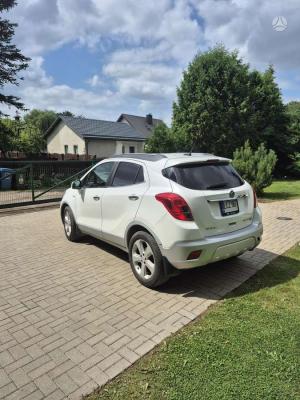 Balts Buick Encore 2013 Kauņa, ar dzinēja tilpumu 0.00 L un nobraukumu 203 tūkst. km par 6200 €, foto 4 vietnē AUTOMOTO.COM.LV