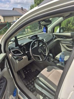 Balts Buick Encore 2013 Kauņa, ar dzinēja tilpumu 0.00 L un nobraukumu 203 tūkst. km par 6200 €, foto 5 vietnē AUTOMOTO.COM.LV