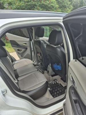 Balts Buick Encore 2013 Kauņa, ar dzinēja tilpumu 0.00 L un nobraukumu 203 tūkst. km par 6200 €, foto 9 vietnē AUTOMOTO.COM.LV