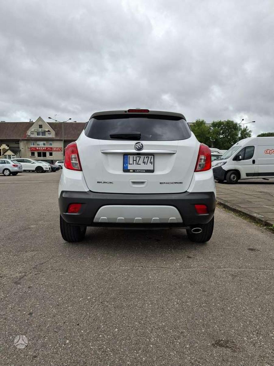White Buick Encore 2016 in Klaipeda, with an engine capacity of 1.36 L and mileage of 72 thousand km for 7200 €, photo 5 on AUTOMOTO.COM.LV