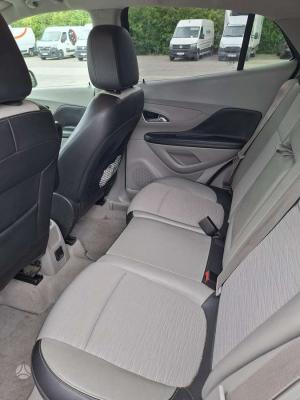 White Buick Encore 2016 in Klaipeda, with an engine capacity of 1.36 L and mileage of 72 thousand km for 7200 €, photo 11 on AUTOMOTO.COM.LV
