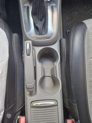White Buick Encore 2016 in Klaipeda, with an engine capacity of 1.36 L and mileage of 72 thousand km for 7200 €, photo 13 on AUTOMOTO.COM.LV