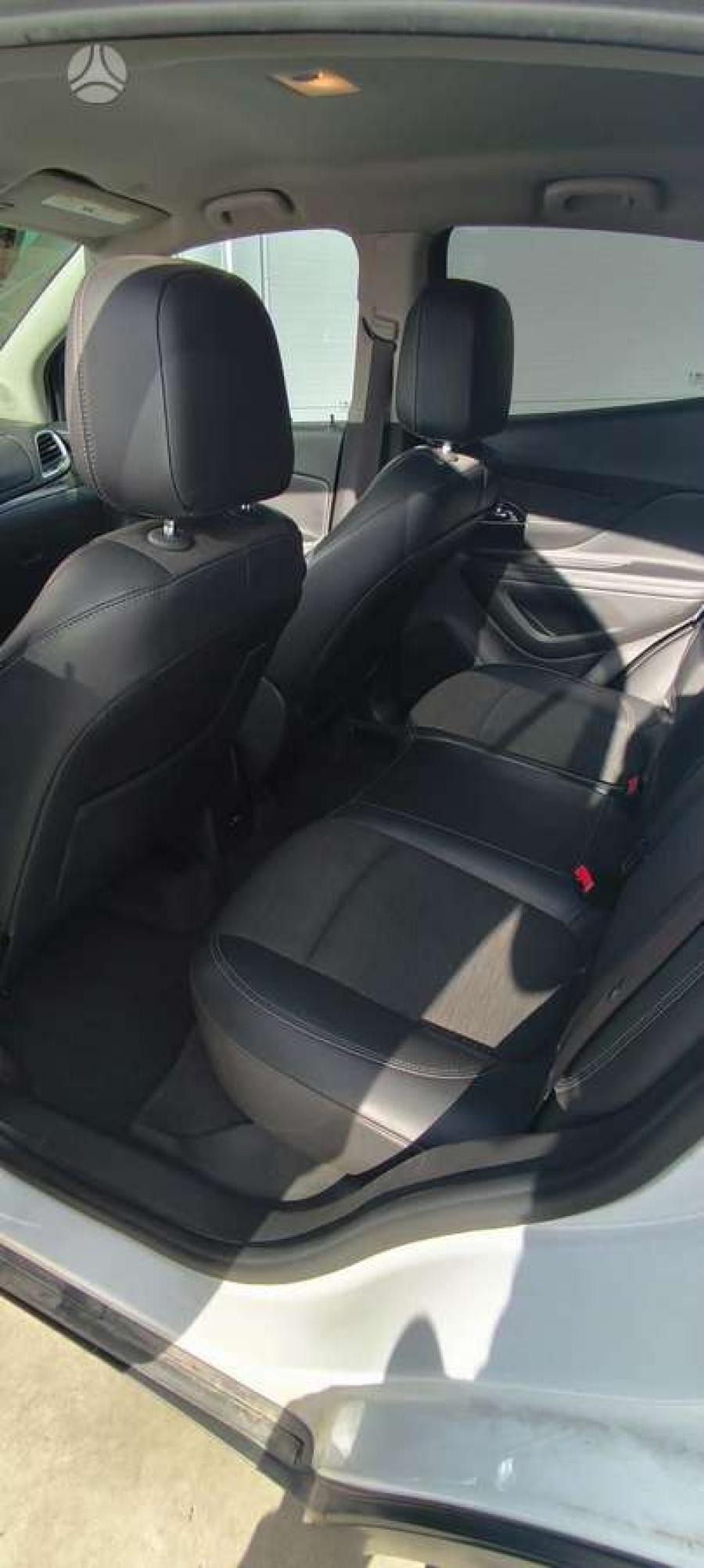 Balts Buick Encore 2016 Klaipėda, ar dzinēja tilpumu 1.36 L un nobraukumu 156 tūkst. km par 6500 €, foto 5 vietnē AUTOMOTO.COM.LV