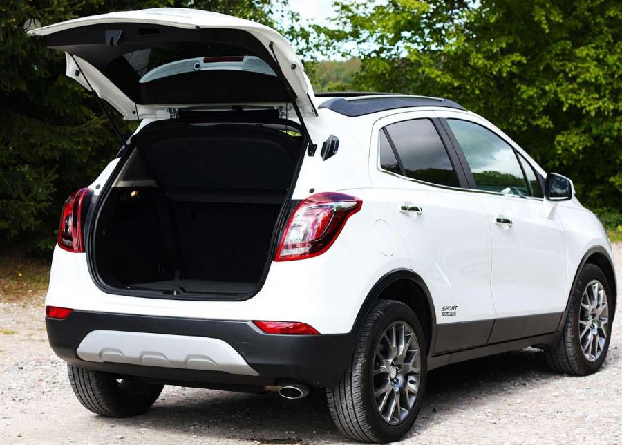 Balts Buick Encore 2017 Kretinga, ar dzinēja tilpumu 1.36 L un nobraukumu 127 tūkst. km par 10800 €, foto 12 vietnē AUTOMOTO.COM.LV