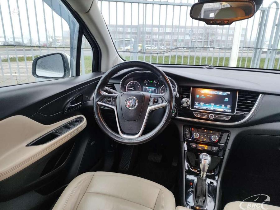 White Buick Encore 2017 in Klaipeda, with an engine capacity of 1.36 L and mileage of 70 thousand km for 7500 €, photo 4 on AUTOMOTO.COM.LV