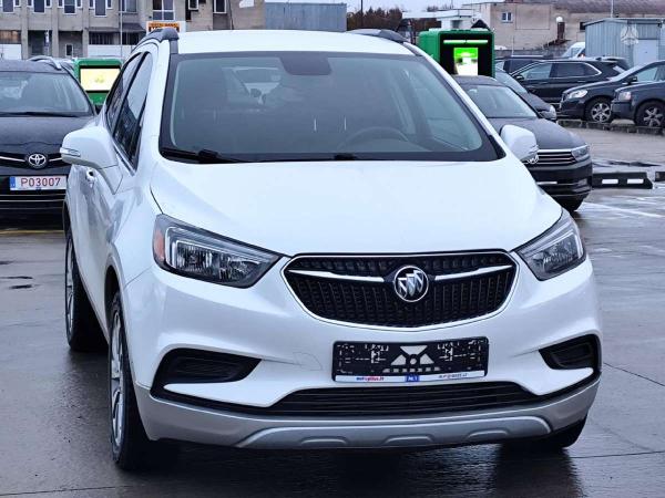 White Buick Encore 2017 in Siauliai, with an engine capacity of 1.40 L and mileage of 170 thousand km for 8450 €, photo 2 on AUTOMOTO.COM.LV
