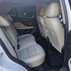 White Buick Encore 2018 in Telschi, with an engine capacity of 1.36 L and mileage of 50 thousand km for 10500 €, photo 14 on AUTOMOTO.COM.LV