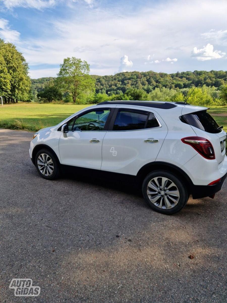Balts Buick Encore 2018 Kauņa, ar dzinēja tilpumu 1.40 L un nobraukumu 93 tūkst. km par 8000 €, foto 1 vietnē AUTOMOTO.COM.LV