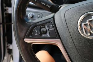 Balts Buick Encore 2019 Kauņa, ar dzinēja tilpumu 1.40 L un nobraukumu 93 tūkst. km par 12500 €, foto 14 vietnē AUTOMOTO.COM.LV