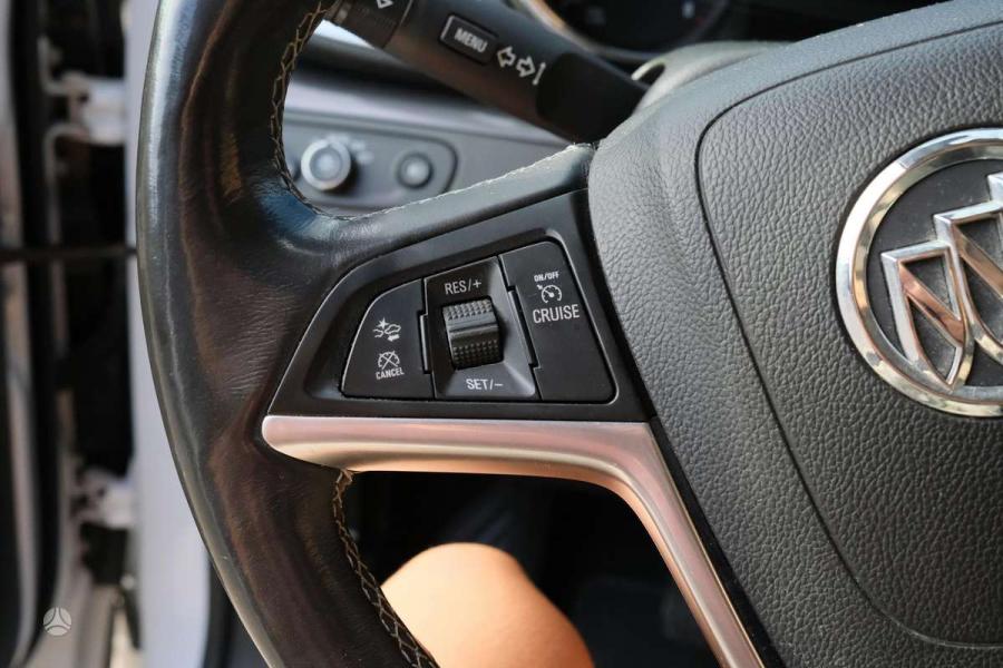Balts Buick Encore 2019 Kauņa, ar dzinēja tilpumu 1.40 L un nobraukumu 93 tūkst. km par 12500 €, foto 14 vietnē AUTOMOTO.COM.LV