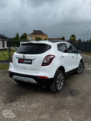 White Buick Encore 2019 in Klaipeda, with an engine capacity of 1.40 L and mileage of 162 thousand km for 9250 €, photo 8 on AUTOMOTO.COM.LV