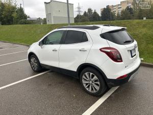 Balts Buick Encore 2019 Viļņa, ar dzinēja tilpumu 1.40 L un nobraukumu 126 tūkst. km par 9500 €, foto 5 vietnē AUTOMOTO.COM.LV