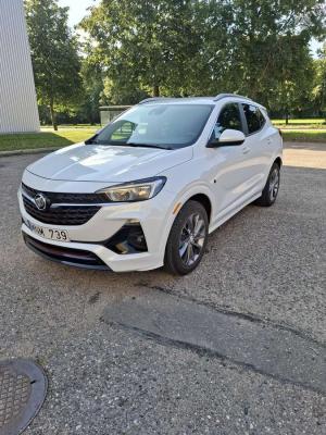 Balts Buick Encore 2020 Marijampole, ar dzinēja tilpumu 1.34 L un nobraukumu 43 tūkst. km par 15200 €, foto  vietnē AUTOMOTO.COM.LV