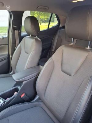White Buick Encore 2020 in Marijampole, with an engine capacity of 1.34 L and mileage of 43 thousand km for 15200 €, photo 11 on AUTOMOTO.COM.LV