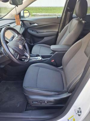 White Buick Encore 2020 in Marijampole, with an engine capacity of 1.34 L and mileage of 43 thousand km for 15200 €, photo 12 on AUTOMOTO.COM.LV
