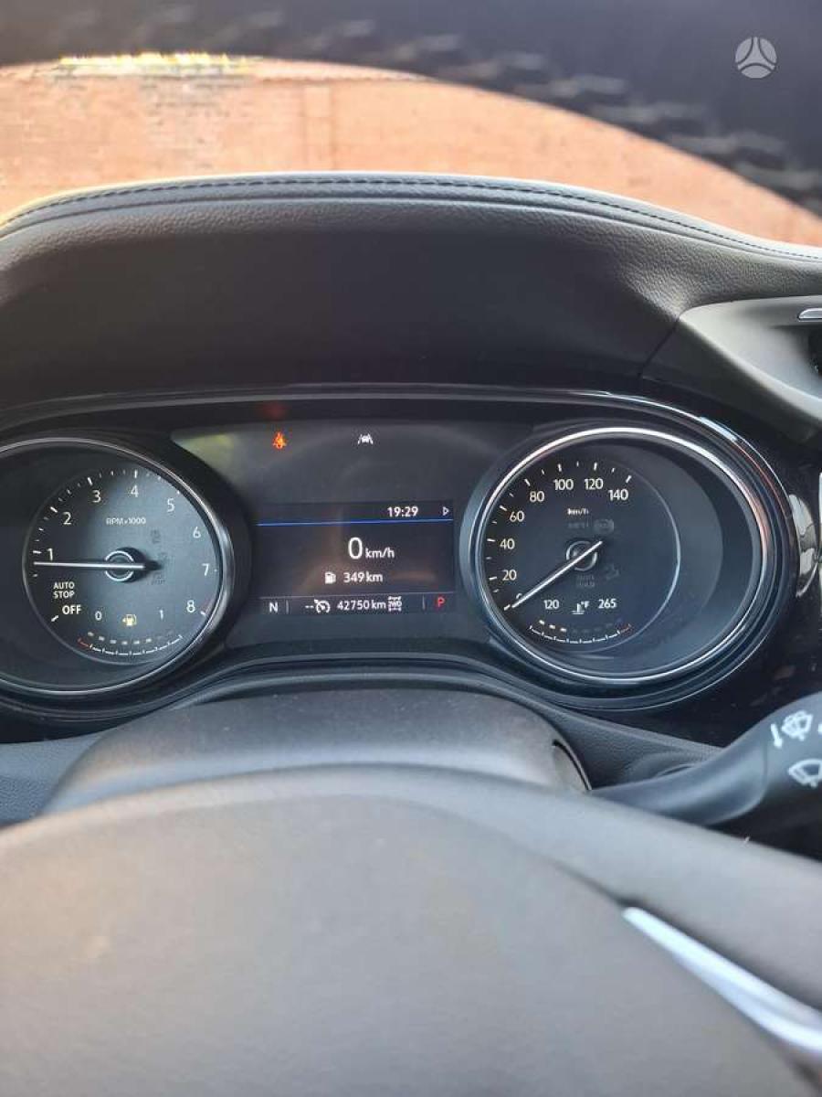 White Buick Encore 2020 in Marijampole, with an engine capacity of 1.34 L and mileage of 43 thousand km for 15200 €, photo 14 on AUTOMOTO.COM.LV