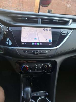 White Buick Encore 2020 in Marijampole, with an engine capacity of 1.34 L and mileage of 43 thousand km for 15200 €, photo 15 on AUTOMOTO.COM.LV