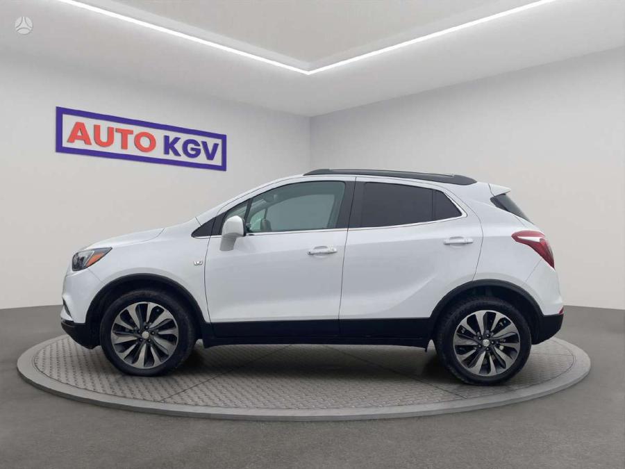White Buick Encore 2021 in Vilnius, with an engine capacity of 1.40 L and mileage of 73 thousand km for 13499 €, photo 2 on AUTOMOTO.COM.LV