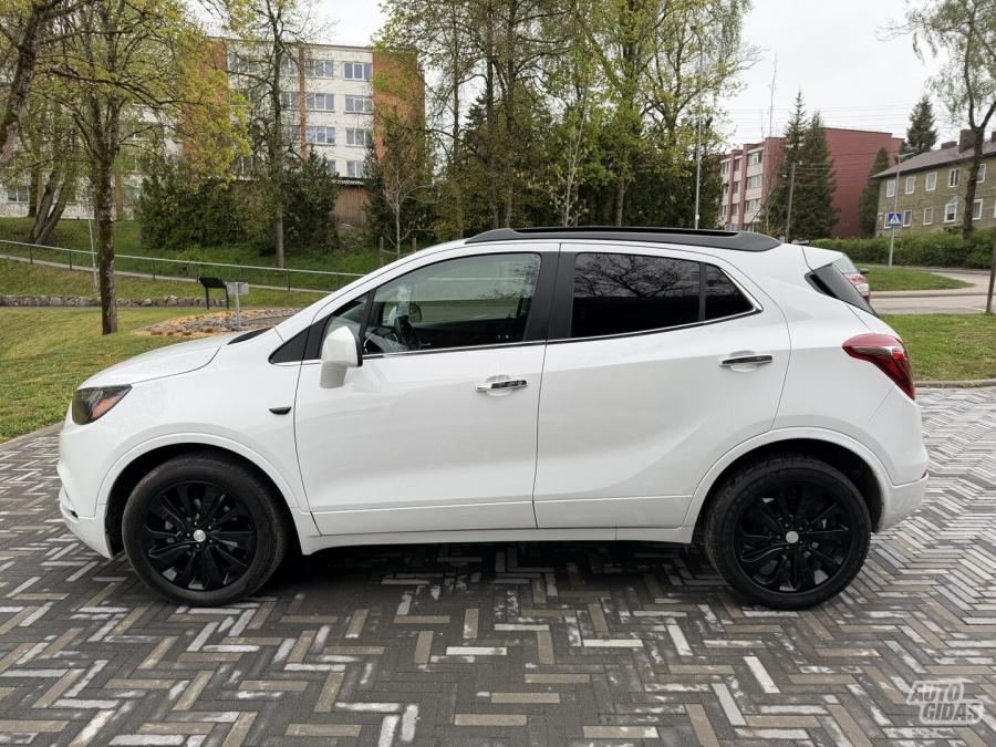 White Buick Encore 2021 in Plunge, with an engine capacity of 1.40 L and mileage of 167 thousand km for 12750 €, photo 9 on AUTOMOTO.COM.LV
