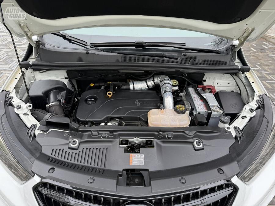 White Buick Encore 2021 in Plunge, with an engine capacity of 1.40 L and mileage of 167 thousand km for 12750 €, photo 25 on AUTOMOTO.COM.LV