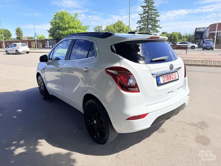 Balts Buick Encore 2021 Plungė, ar dzinēja tilpumu 1.40 L un nobraukumu 167 tūkst. km par 10950 €, foto 5 vietnē AUTOMOTO.COM.LV