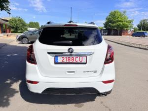 Balts Buick Encore 2021 Plungė, ar dzinēja tilpumu 1.40 L un nobraukumu 167 tūkst. km par 10950 €, foto 6 vietnē AUTOMOTO.COM.LV