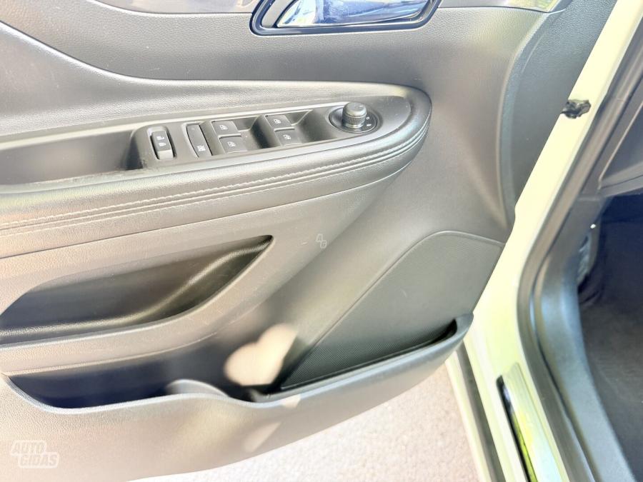 Balts Buick Encore 2021 Plungė, ar dzinēja tilpumu 1.40 L un nobraukumu 167 tūkst. km par 10950 €, foto 14 vietnē AUTOMOTO.COM.LV