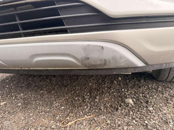 White Buick Encore 2018 in Siauliai, with an engine capacity of 1.36 L and mileage of 187 thousand km for 7500 €, photo 4 on AUTOMOTO.COM.LV