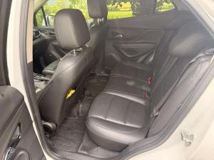 White Buick Encore 2018 in Siauliai, with an engine capacity of 1.36 L and mileage of 187 thousand km for 7500 €, photo 18 on AUTOMOTO.COM.LV
