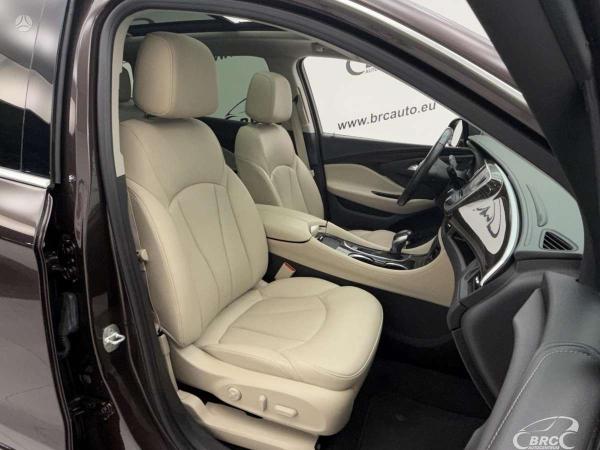 Brown Buick Envision 2020 in Vilnius, with an engine capacity of 2.46 L and mileage of 45 thousand km for 16000 €, photo 8 on AUTOMOTO.COM.LV