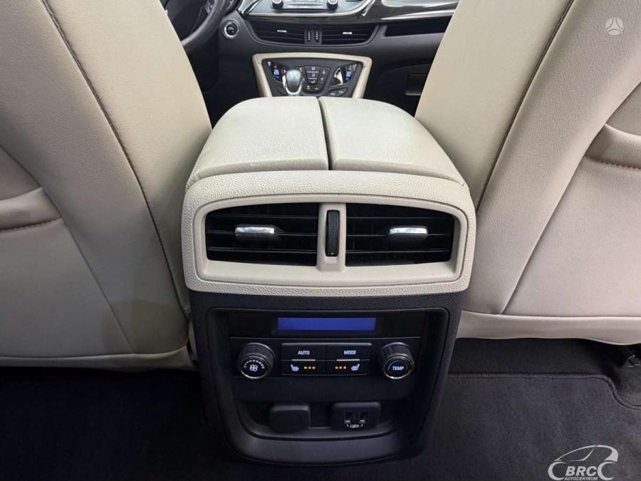 Brown Buick Envision 2020 in Vilnius, with an engine capacity of 2.46 L and mileage of 45 thousand km for 16000 €, photo 15 on AUTOMOTO.COM.LV
