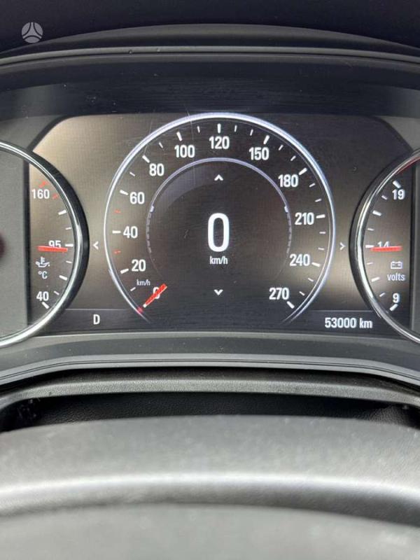 Black Buick Regal 2018 in Vilnius, with an engine capacity of 2.00 L and mileage of 53 thousand km for 12900 €, photo 11 on AUTOMOTO.COM.LV