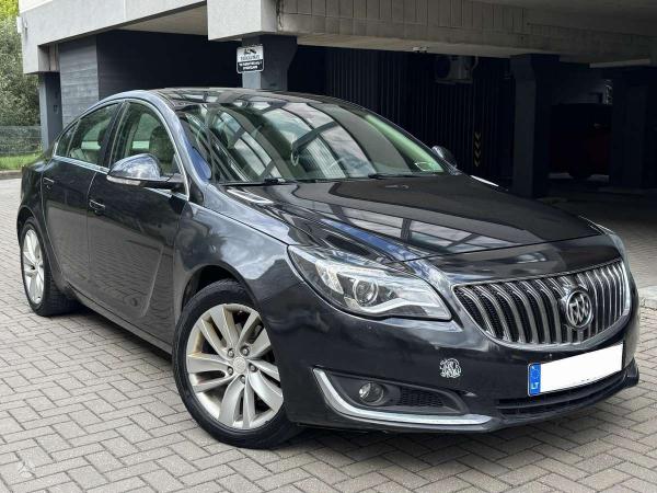 Black Buick Regal 2015 in Kaunas, with an engine capacity of 2.00 L and mileage of 220 thousand km for 4000 €, photo 2 on AUTOMOTO.COM.LV